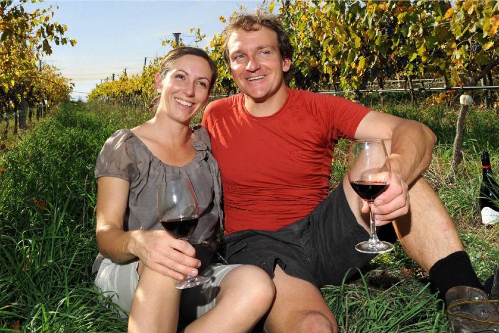 Ngeringa | Liquid Library